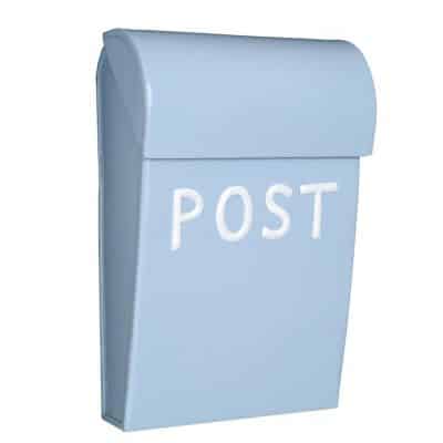 LILLE LYSEBLÅ POSTKASSE og legehuset - Sølund Huse