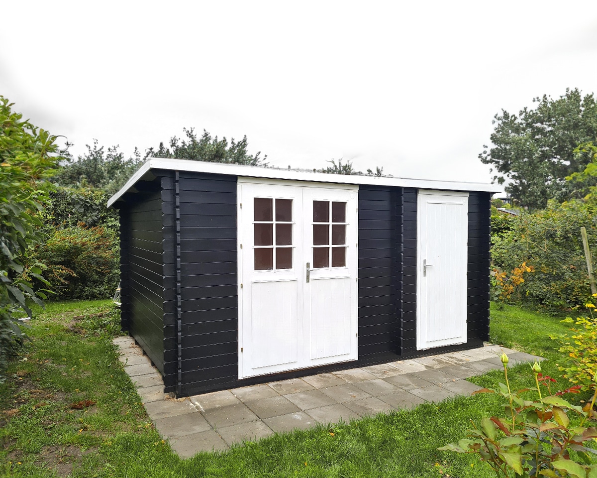 Skur op af mur - Et lille haveskur på 3,4 m2 Mia 2 | Sølund Huse